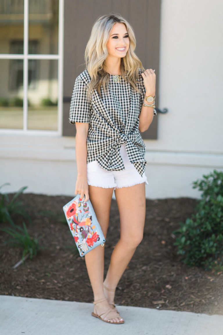 Perfect Spring Looks with Red Dress Boutique – Champagne & Chanel